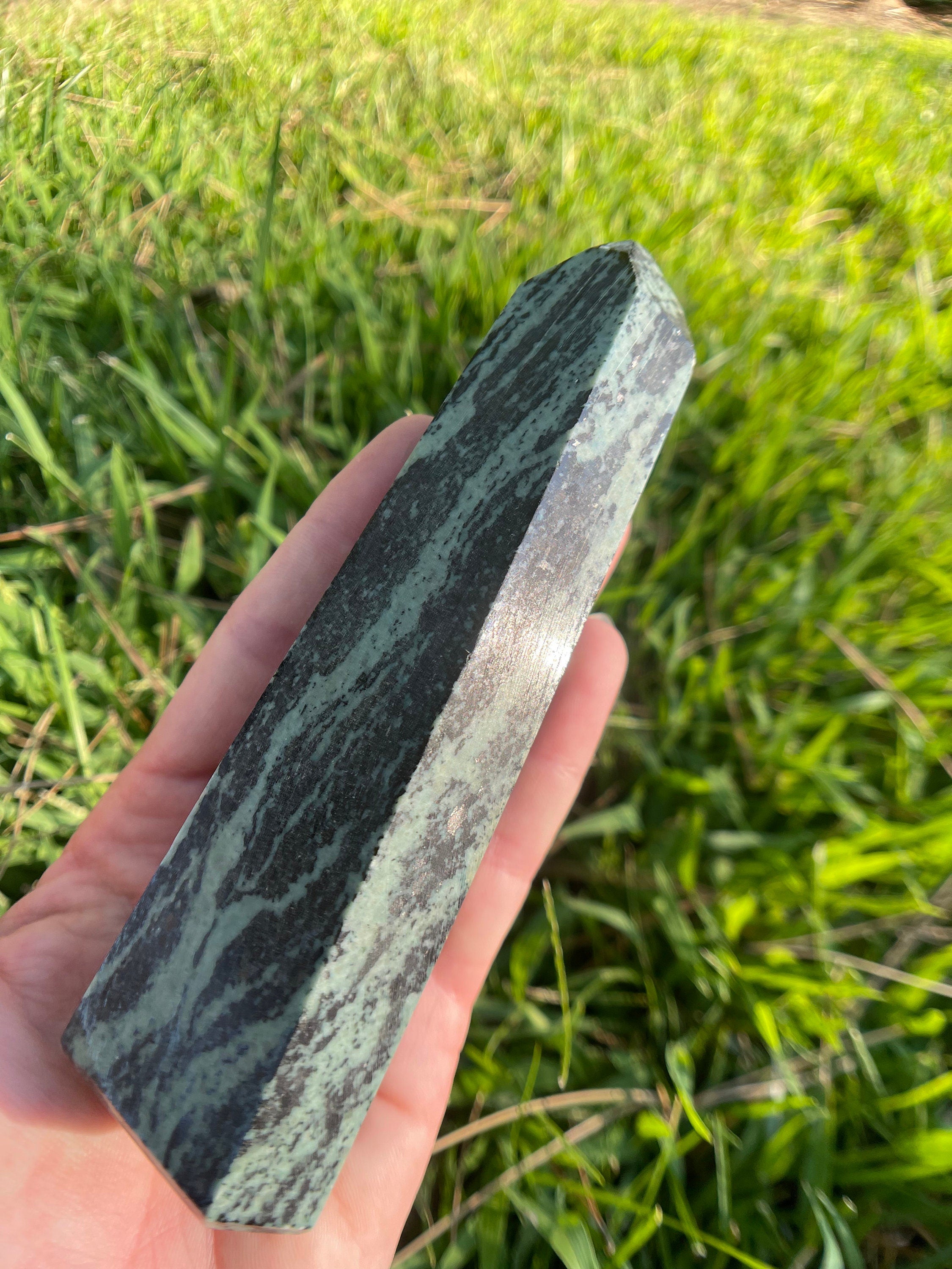 Serpentine – Iris Unique